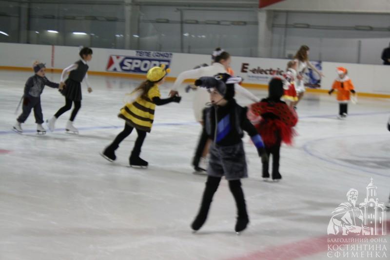 Новорічна казка на Льодовій арені